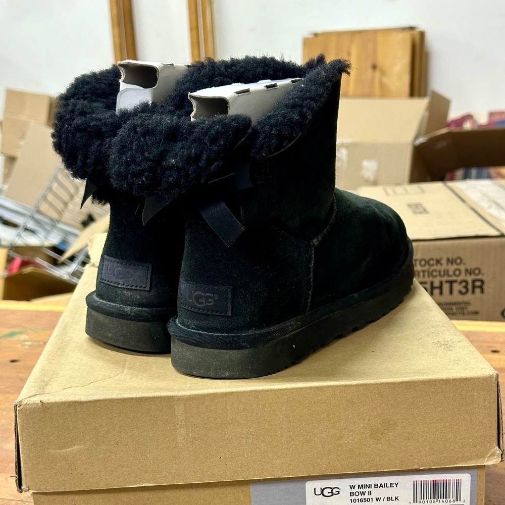 Ugg Australian Sheepskin Boots - Gem